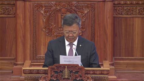 УИХ ын гишүүн Н Энхболд Төрийн байгуулалтын байнгын хорооны санал дүгнэлтийг танилцууллаа