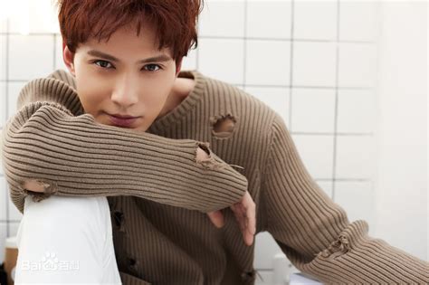 Jeremy Jones Xu Zheng Xi Джеръми Джонс Сю Джън Си Китай Хонконг Тайван Eastern Spirit