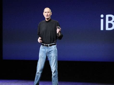 Heres Why Steve Jobs Wore A Black Turtleneck And Jeans Every Day