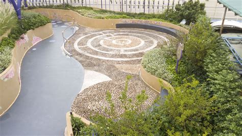 泰国最大的屋顶康复花园 Ramathibodi healing garden LANDPROCESS mooool Healing