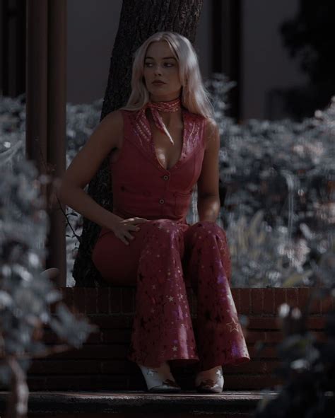 Pin De H Em Margot Robbie Arlequina Filme Arlequina Filmes