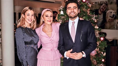 Celia Vega Penichet Y Giaccomo Ugarelli Dos Orgullos Padrinos En El Bautizo De Anita