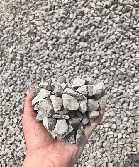 Green Works Contracting | Clear Stone Delivery in Ottawa