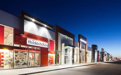 44 Best Contemporarymodern Storefront Images On Pinterest Boutique