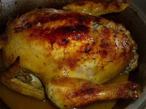 Музей Ставайте моми и невести Ден Петровден е днеска Петровски ябълки наберете Питка за