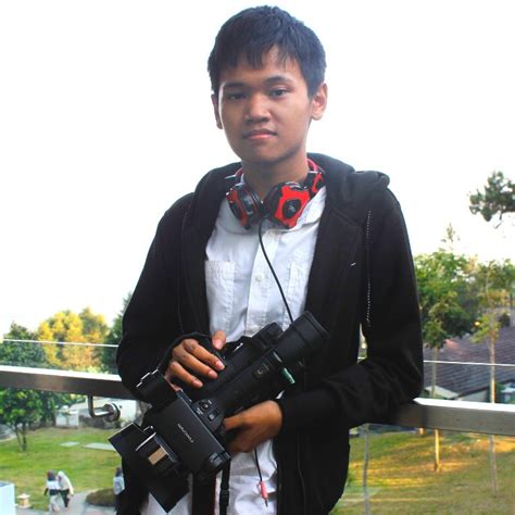 Fariz Adhi Nur Putra Professional Musiciandrummer Freelance Linkedin