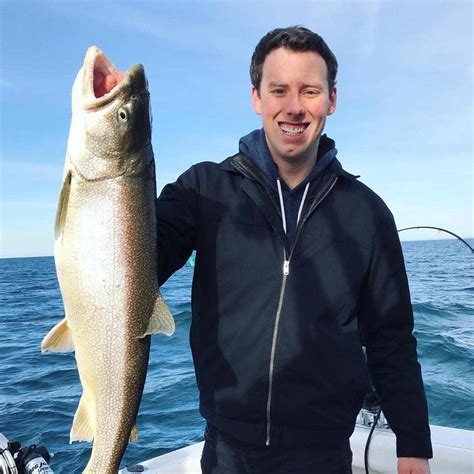 Aaron Esser Wiki Bio Facts Age Height Girlfriend Net Worth