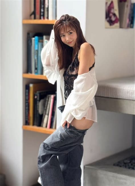 【画像多数】ほしのあきが48歳になった姿がコチラ 芸能界トレンド研究所