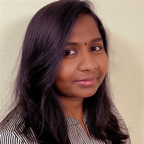 Jeya Preetha Ganesh Kumar Associate Software Engineer Northwestern
