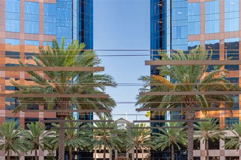 Volta Linear Indoor And Outdoor Suspended Metal Catenary Light