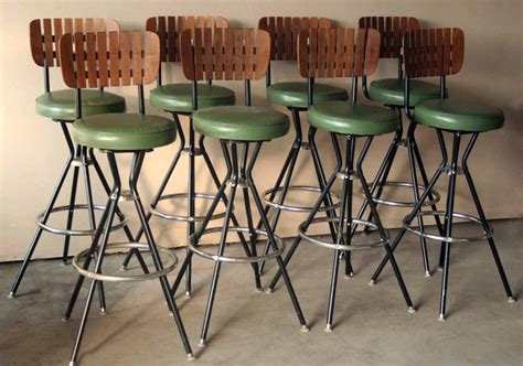 Used Wooden Bar Stool At Clifford Hochstetler Blog