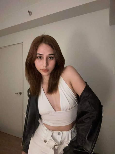 Christine Fox Filipino Escort In Manila