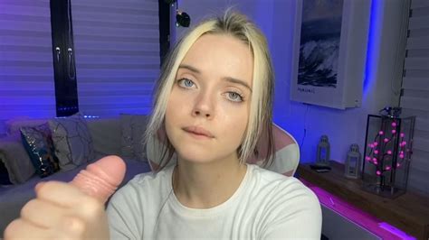 Dora Wayne Jerk Off Instruction Manyvids