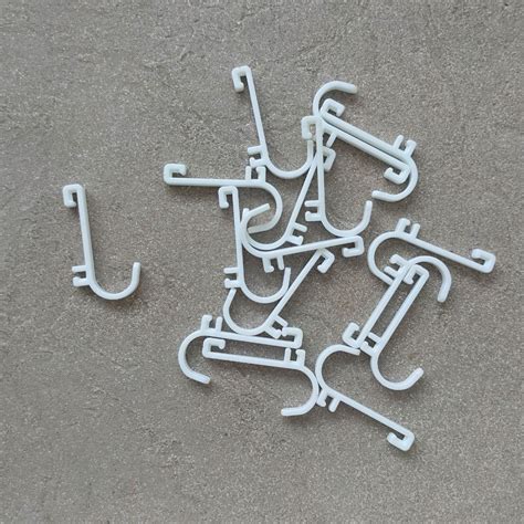 Wire Mesh Grid Hanger Furniture And Home Living Home Improvement And Organisation Hooks And Hangers Wire Mesh Grid Hanger Furniture And Home Living Home Improvement And Organisation Hooks And Hangers