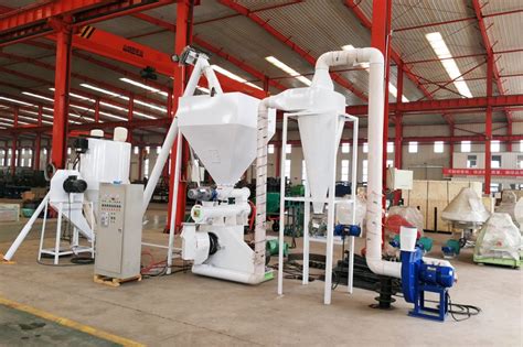 Animal Feed Pellet Machine Chicken Poultry Feed Pelletizer