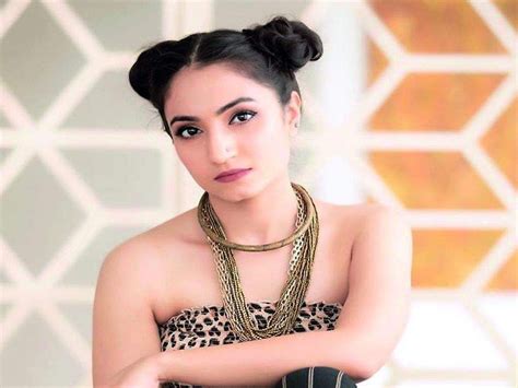 Vaishnavi Gowda Biography Height Age Tv Serials Husband Family Salary Net Worth Awards