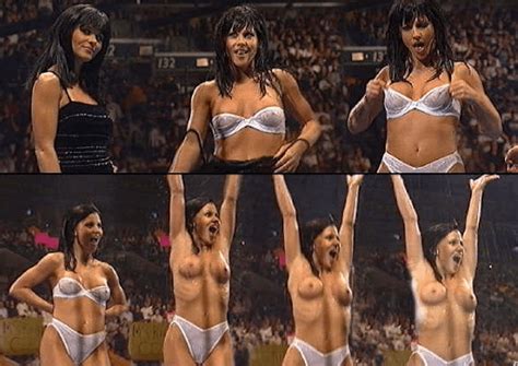 Wwe The Kat Flashes 2 R Wrestlefap