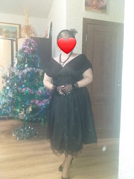 Продам вечернее платье в стиле 50 х годов Шила на заказ Имеет 3 юбки