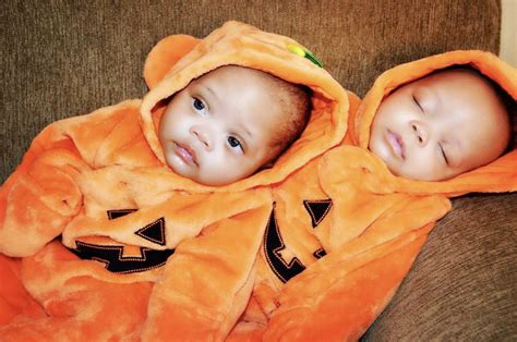 Ronnie Devoe Of New Edition And Wife Share Adorable Halloween Photo Of Twins The Chocolate Voice
