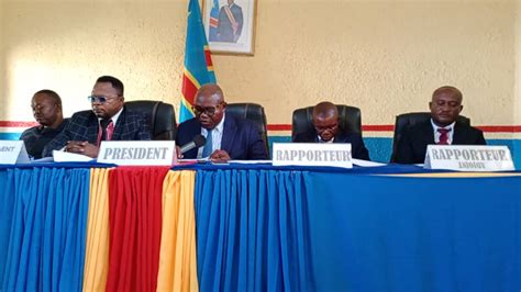 Mongala Le Vice Gouverneur Visé Par Des Poursuites Pour Escroquerie