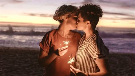 How To Find A Sex Positive Partner According To Experts