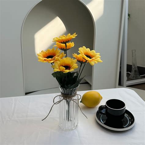 🌻 당일출고 영플라워 행운 기쁨 열정 사랑 존경의 의미를 담은 인테리어장식 소품 조화 해바라기화병 세트 에이블리