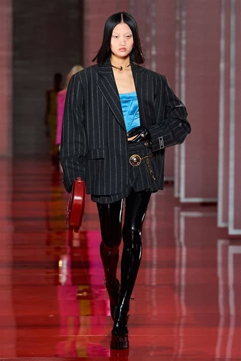 Every Look From Versace Fall Winter 2022 Cr Fashion Book