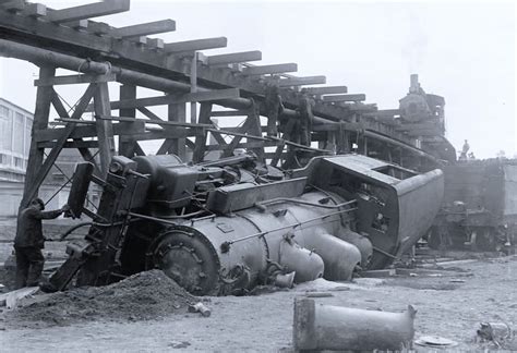 Historys In 1926 A Dramatic Train Wreck Occurred In Maine—possibly