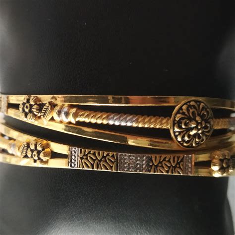 Buy Quality Gold Flower Kadli In Ahmedabad