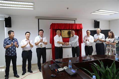 中科院深圳先进院—触景无限科技嵌入式人工智能及机器视觉联合实验室揭牌