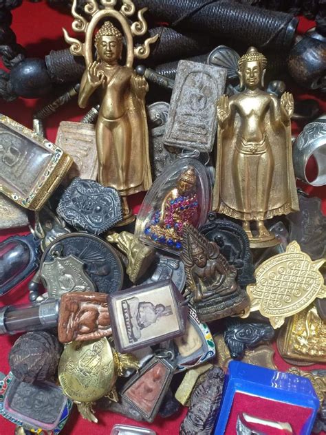 พระเครื่อง พระบูชา วัตถุมงคล เครื่องราง ของขลัง พระบ้าน พระแท้ เหรียญ พระไตรปิฎก คืออะไร ⁉️ มี