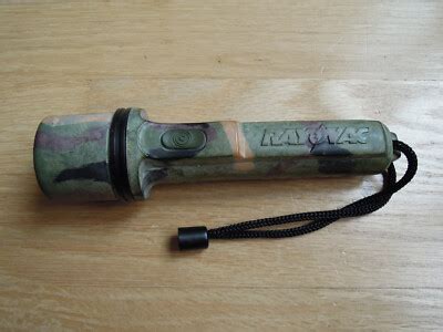 Vintage Ruggedized Rayovac Flashlight Camo Waterproof Flash Light 6 Ebay