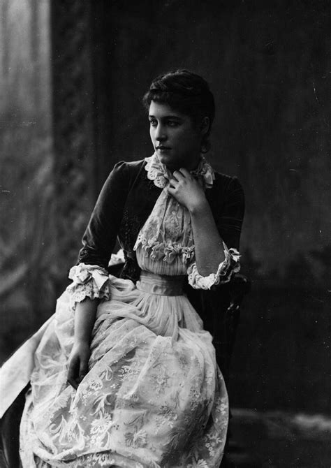 Lillie Langtry From Love Affairs To Courtrooms The Life Of A Victorian Icon