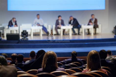 观众聆听商业会议演讲人背面高清图片下载 正版图片505743937 摄图网