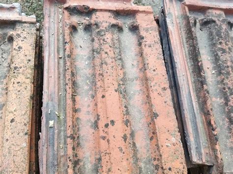 Керемиди двуканални Строителни материали Велико Търново Керемиди двуканални 400 бр