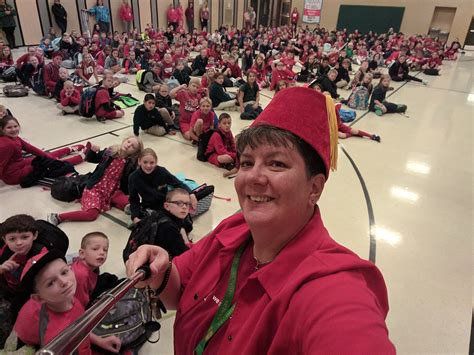 Bergan Elementary Celebrates Red Ribbon Week By Saying No To Drugs