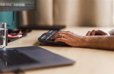 について Nira Dynamics