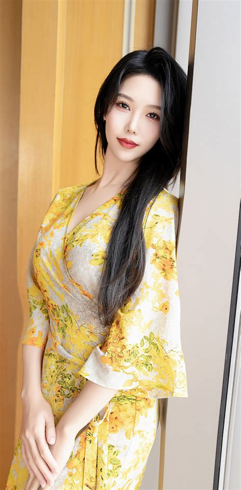 美女利世 1