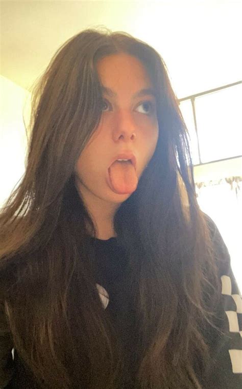 Kira Kosarin Nude Porn Pictures Xxx Photos Sex Images Pictoa