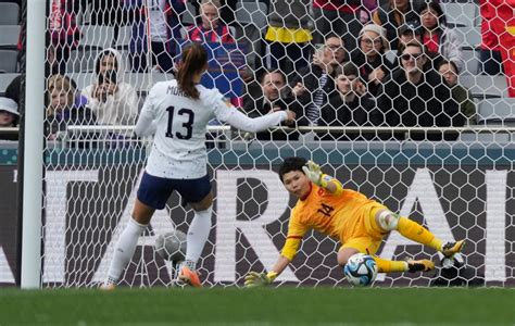 Alex Morgan Gets An Assist Misses Penalty Kick In Usa World Cup Win Sports Illustrated Cal