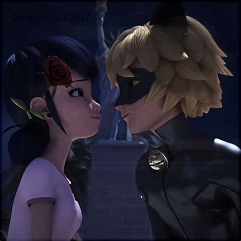 Pin By Milacatlove On Miraculous Miraculous Ladybug Kiss Miraculous