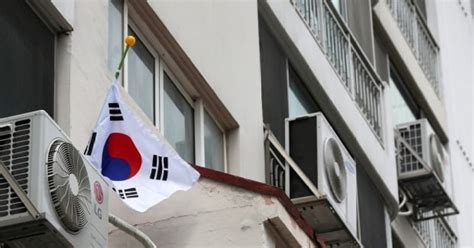 현충일엔 태극기 조기 게양 Sns도 태극기 물결