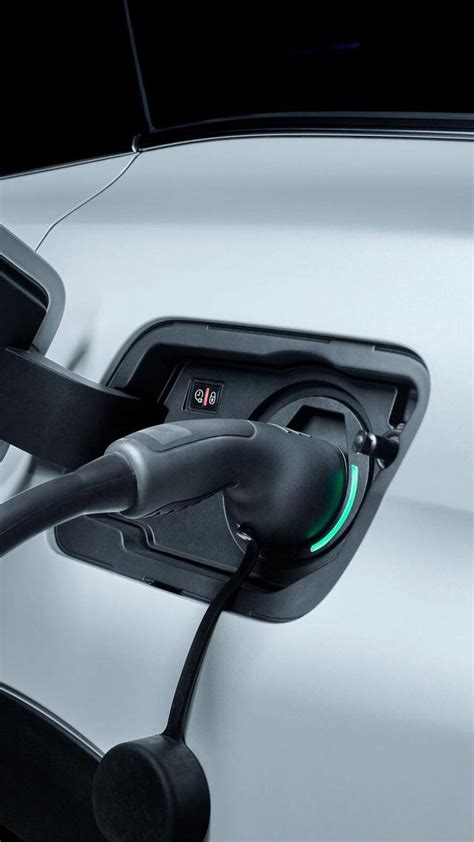 標緻推出三款插電式混合動力車型，將於2019年第二季度歐洲上市！ 每日頭條