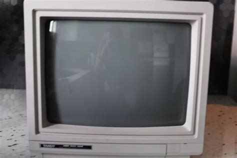 VINTAGE TANDY CGA Color RGB Monitor CM 5 Model 25 1023B POWERS ON Vinyl Cover 120 58