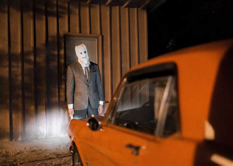 Morbid Curiosity Gross Fascination Or Helpful Instinct Honeycombers