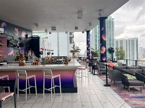 Best Rooftop Bars In Miami Fl Find My Food Stu