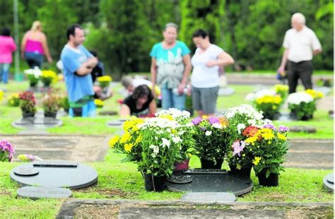 Dia De Finados Saiba Os Horários Das Missas Nos Cemitérios Jornal O