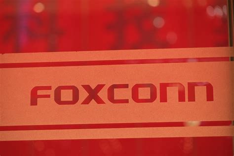 Foxconn Recruta 100 Mil Funcionários Para Retomar Produção Macmagazine