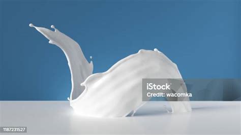 파란색 배경에 격리 된 흰색 액체 스플래시의 3d 렌더링 우유 튀는 클립 아트 음료 디자인 요소 물결 모양의 제트기 모던 한 최소한의 디자인 3차원 형태에 대한 스톡 사진
