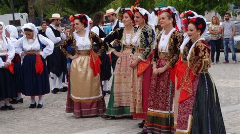 Από τις ρούγες της Κέρκυρας στα σοκακια τΑναπλιού Παράσταση του Λυκείου Ελληνίδων Αθηνών με